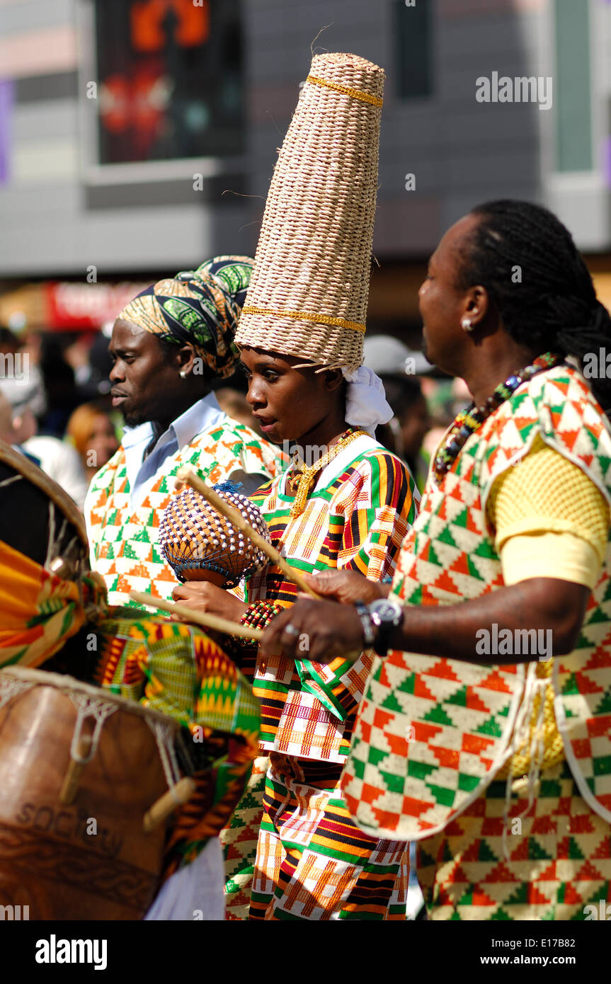 Luton International Carnival 25th May 2014, Dance & Music from around ...