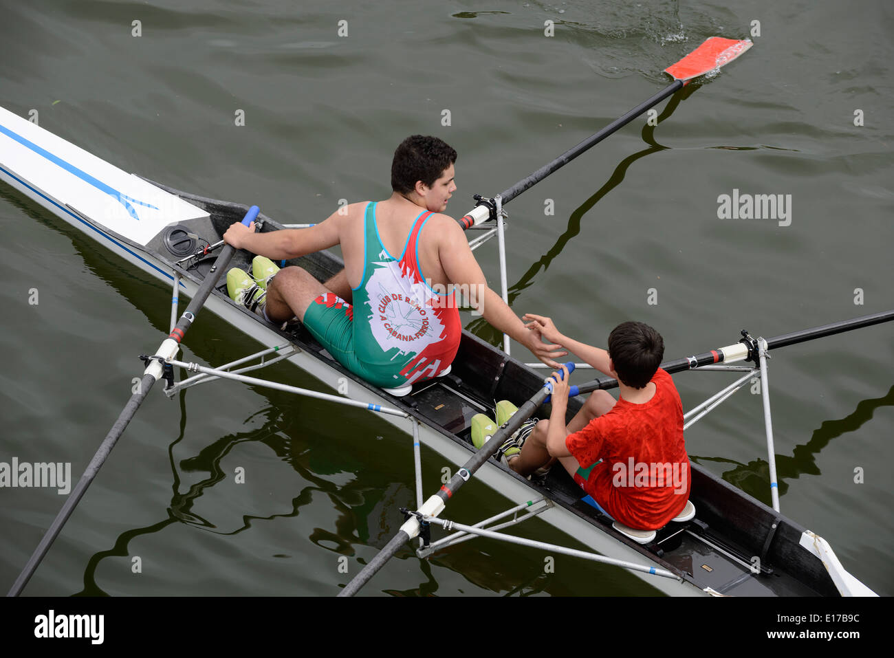 Team teams teamwork hi-res stock photography and images - Alamy