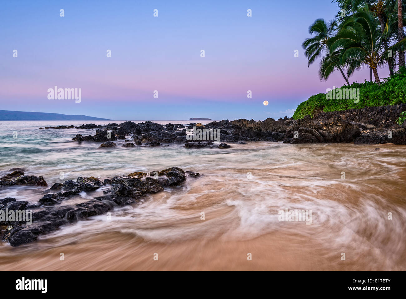 Beautiful maui hawaii hi-res stock photography and images - Alamy