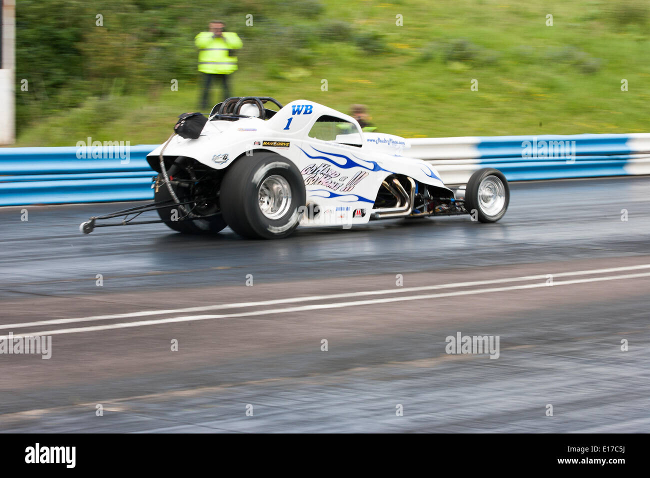 Drag race car hi-res stock photography and images - Alamy