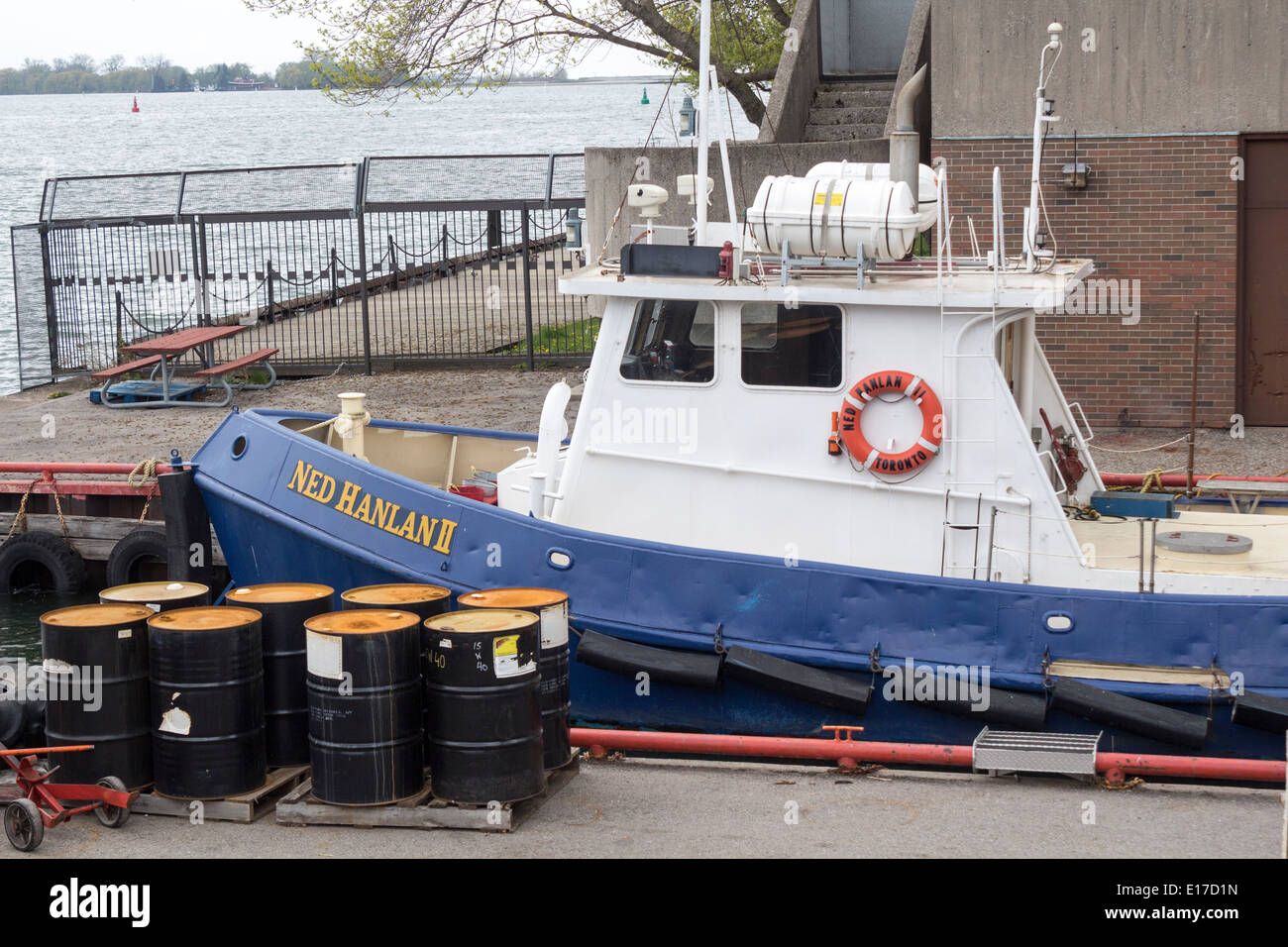 The tugboat Ned Hanlan II docked at the Jack Layton Ferry Docks in ...