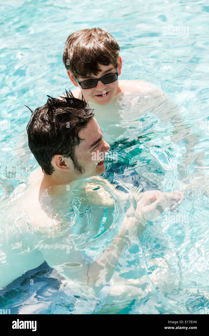 Faving hi-res stock photography and images - Alamy