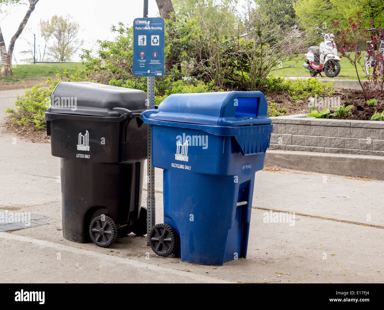 Waste container and recycling container at Harbour Square in Toronto ...