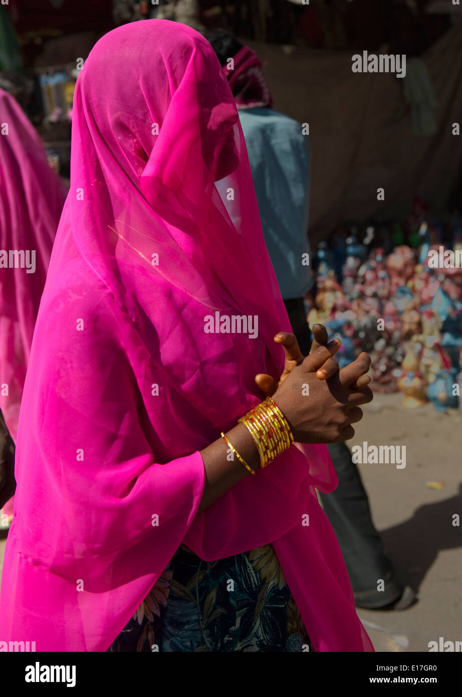 Portrait of rural village women at the matrimonial fair of the Garasia ...