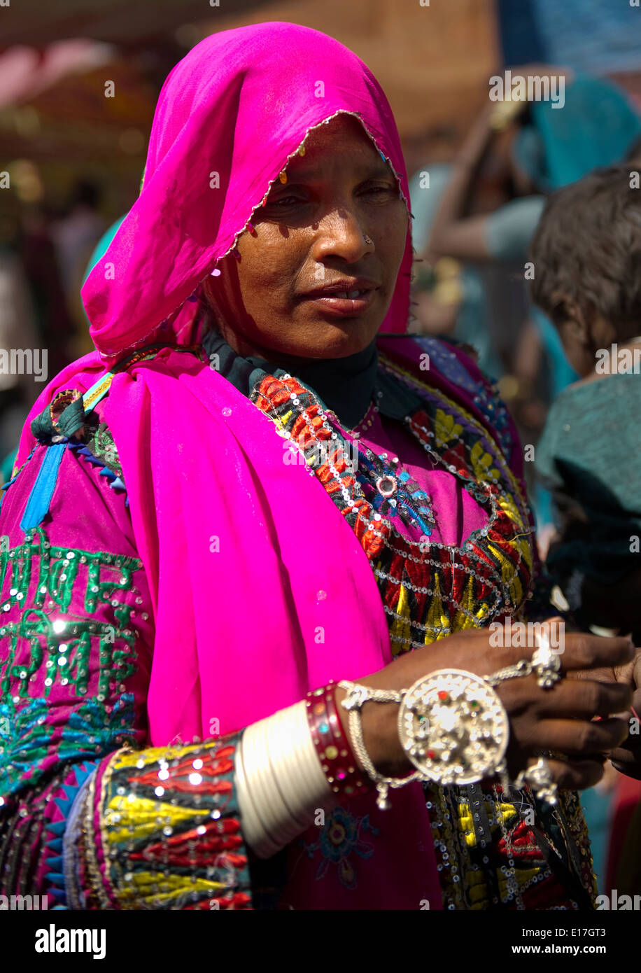 Portrait of rural village women at the matrimonial fair of the Garasia ...
