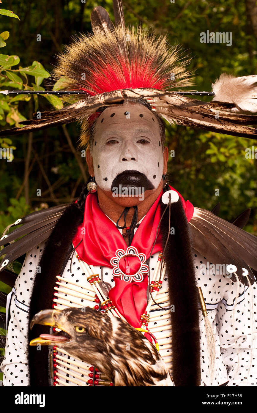 Indian nation pow wow discovery park hi-res stock photography and ...