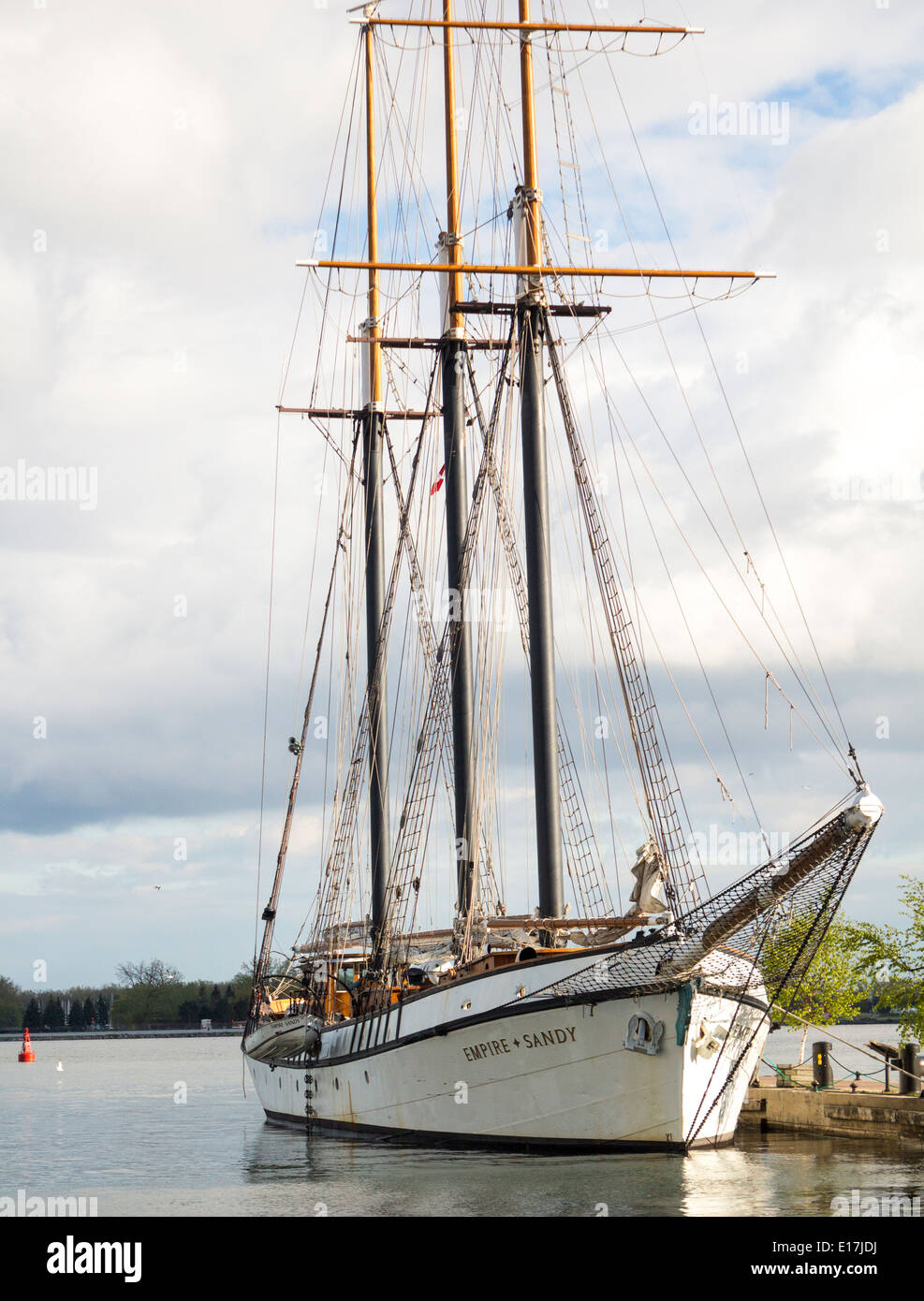 Tall ship The Empire Sandy docked in Toronto Harbour Stock Photo - Alamy