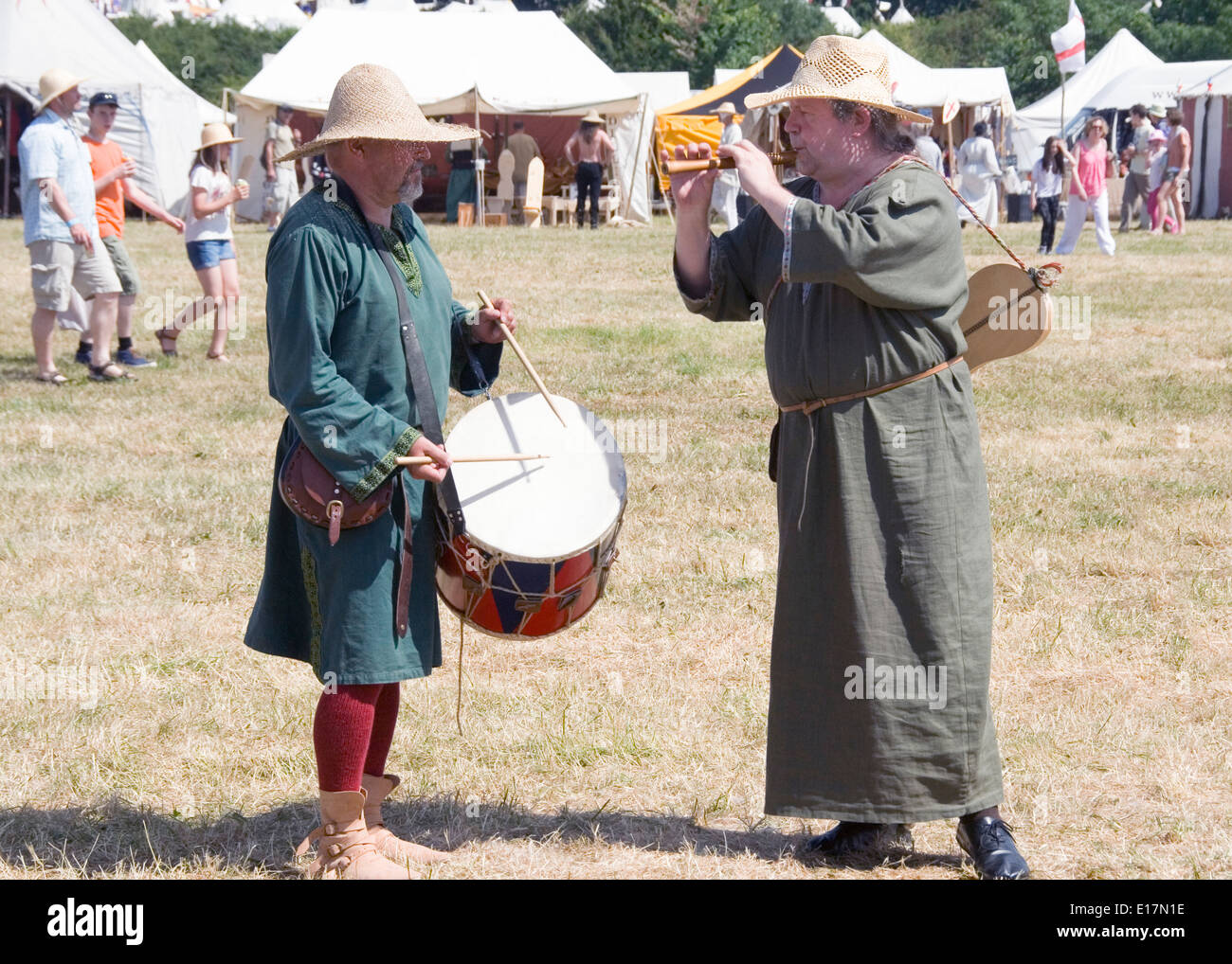Tewkesbury Medieval Festival, July 2013: muscians playing medival music ...