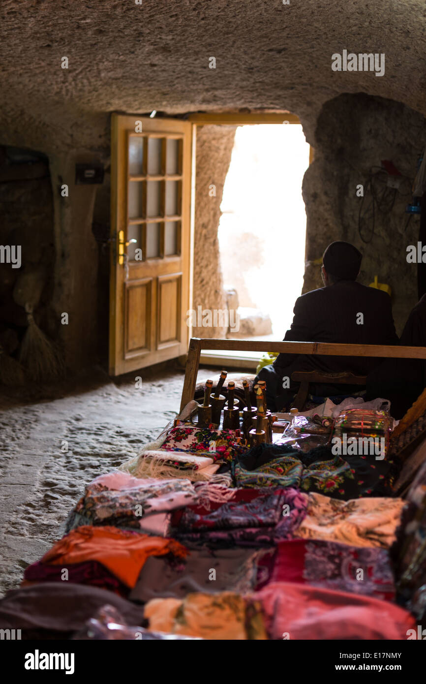 Inside a merchant's house in Kandovan, Iran Stock Photo - Alamy