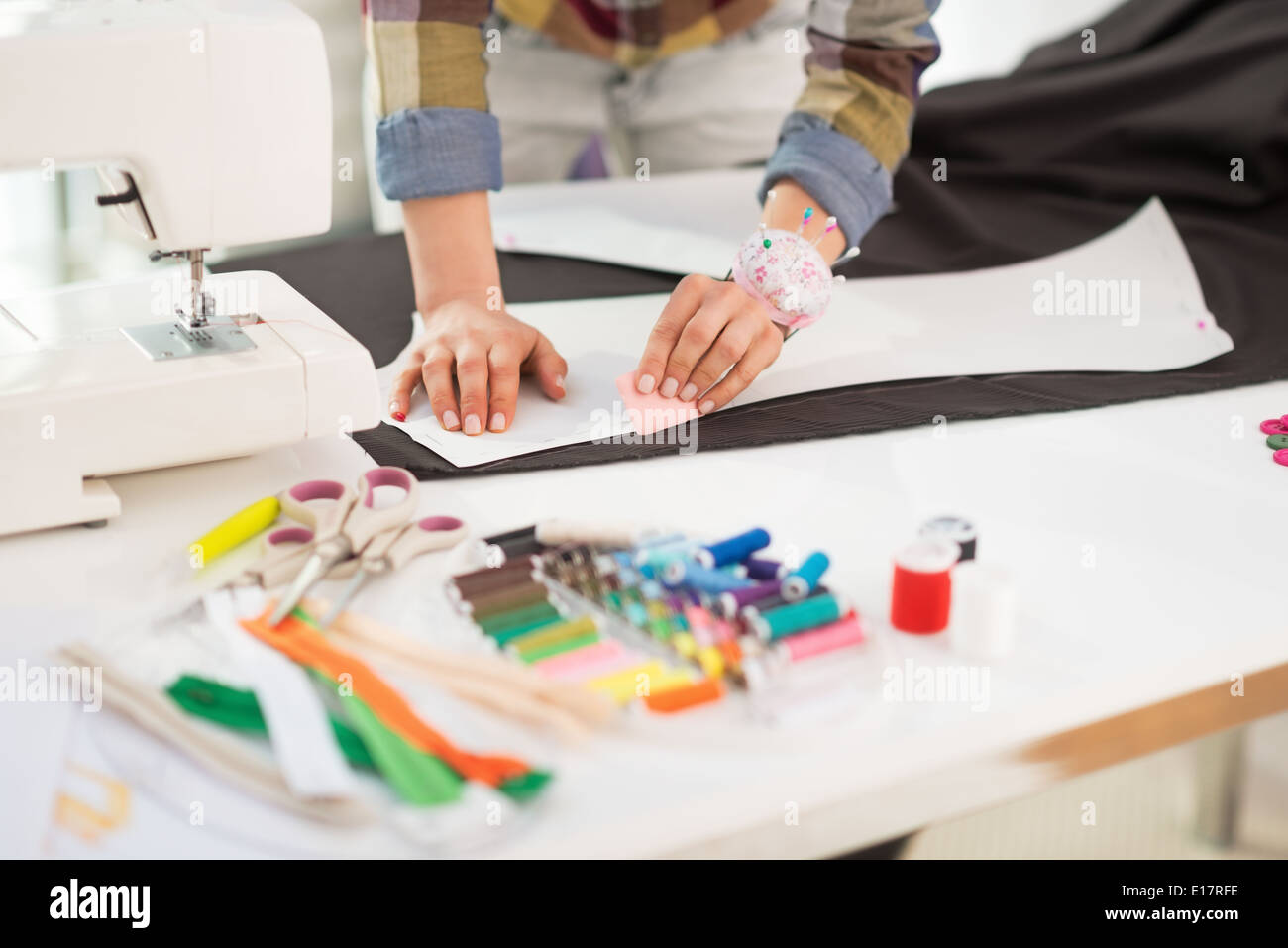 Fabric drawing hi-res stock photography and images - Alamy