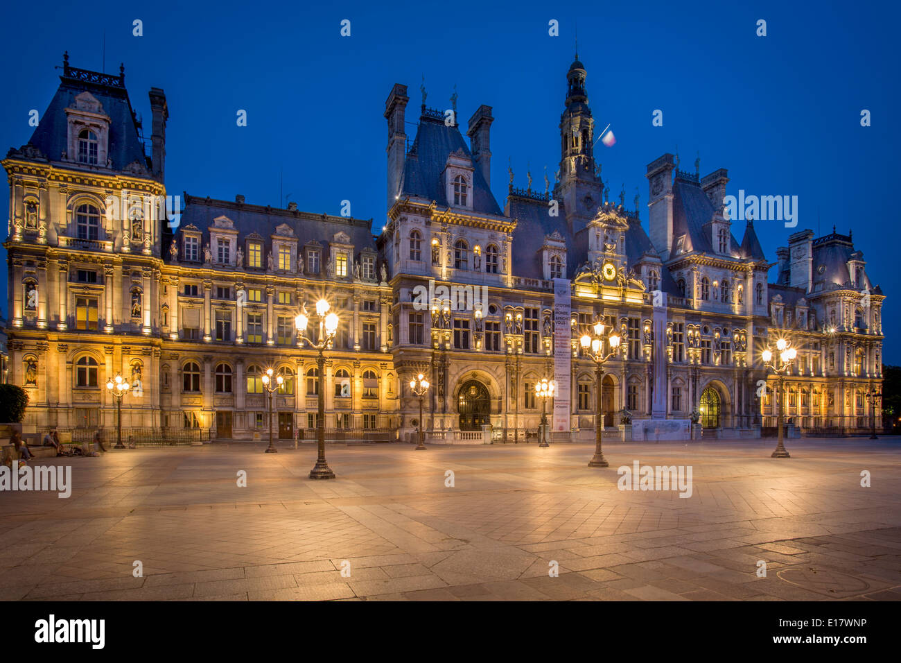 Hotel de ville paris hi-res stock photography and images - Alamy
