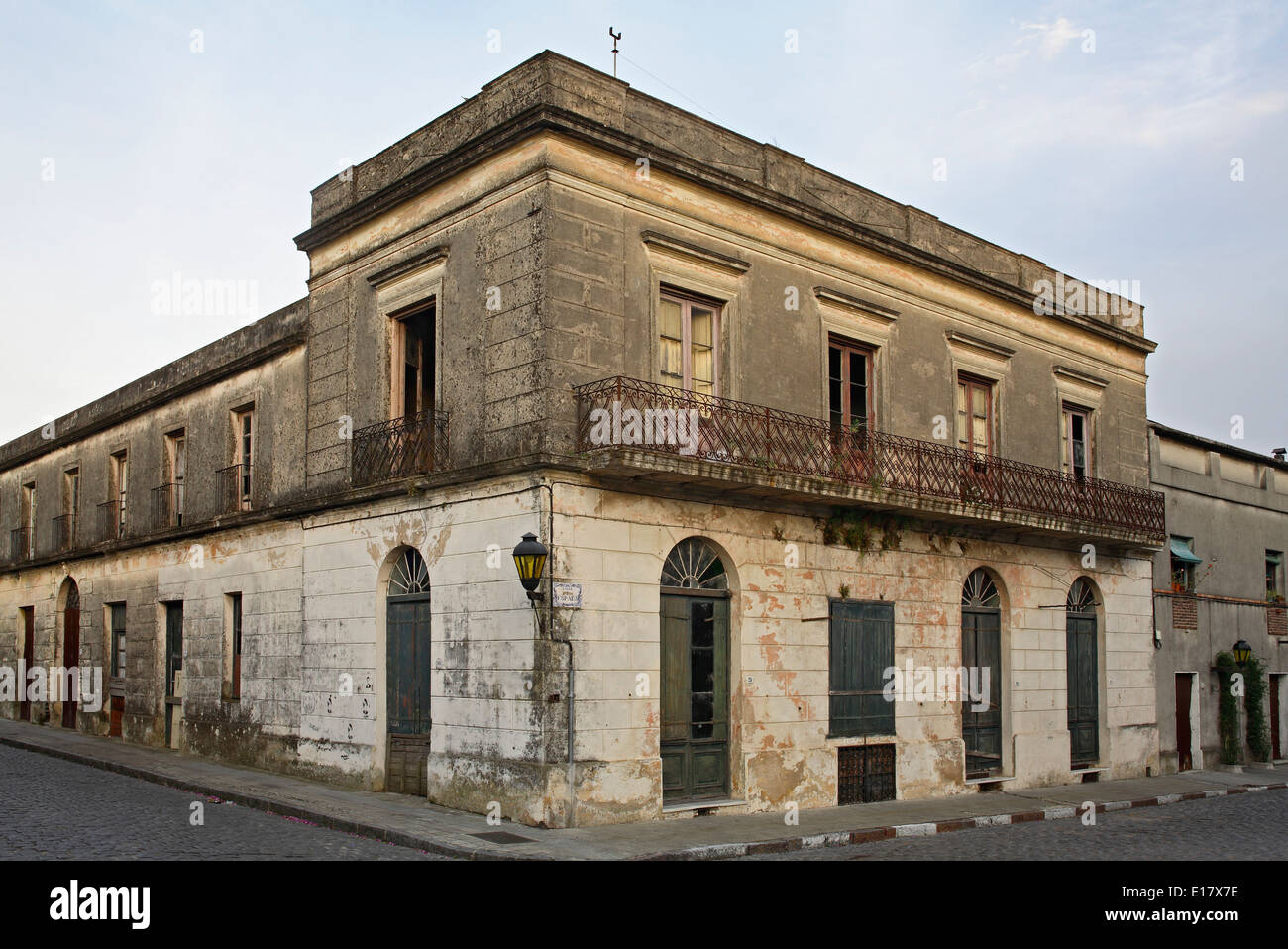 Colonial building, Colonia del Sacramento (UNESCO World Heritage Site ...