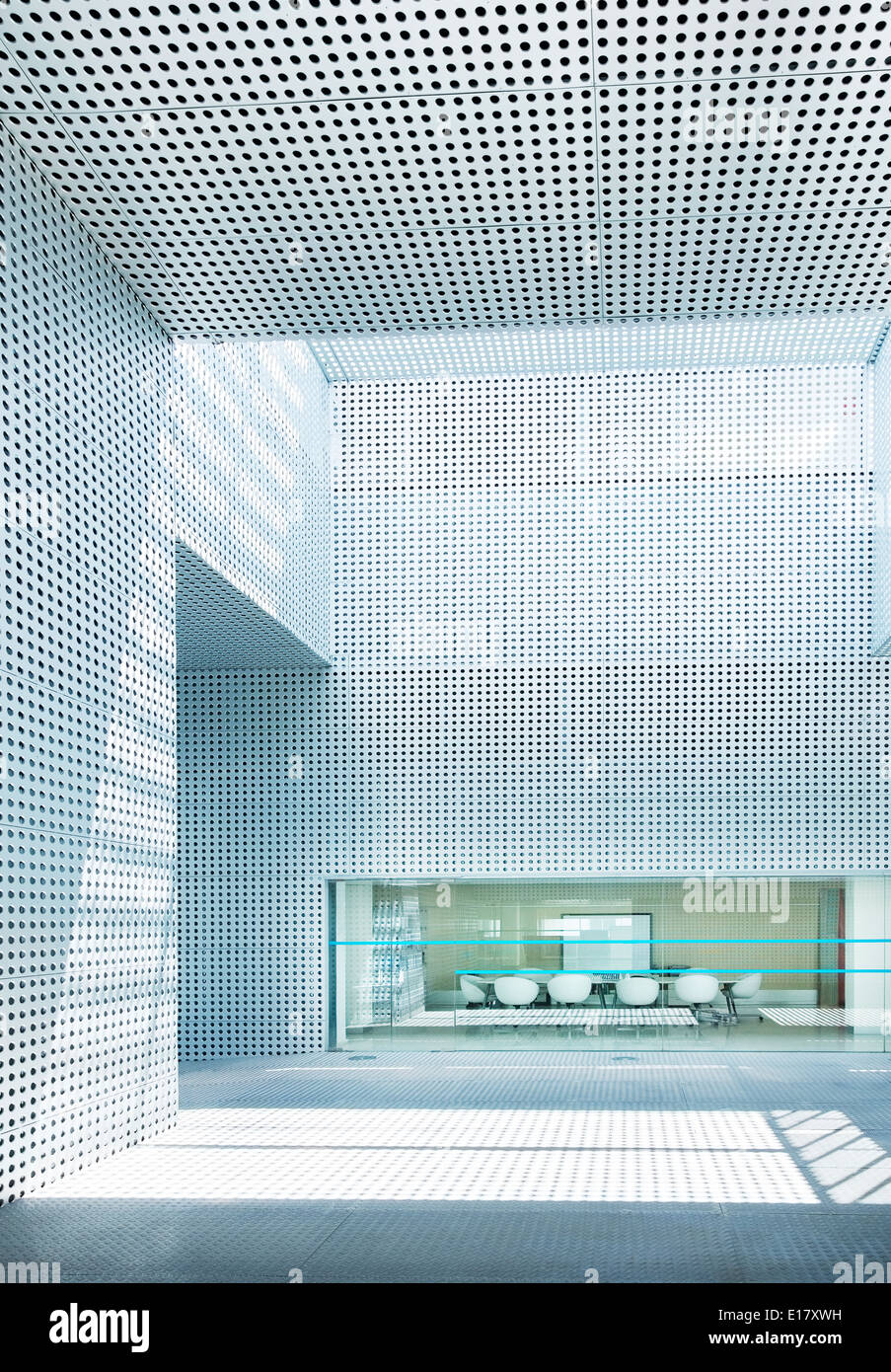 Edifice structure workplace hi-res stock photography and images - Alamy