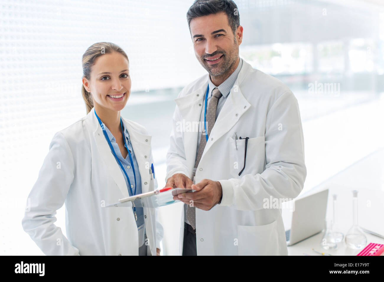 Two women making self portrait hi-res stock photography and images - Alamy