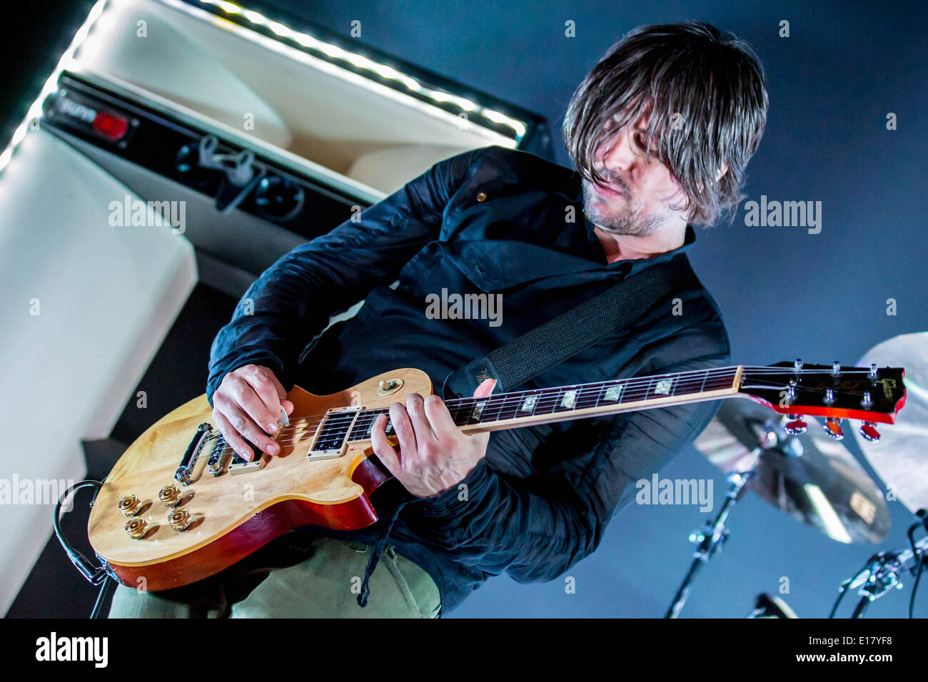 Detroit, Michigan, USA. 26th May, 2014. Guitarist GREG EDWARDS of ...