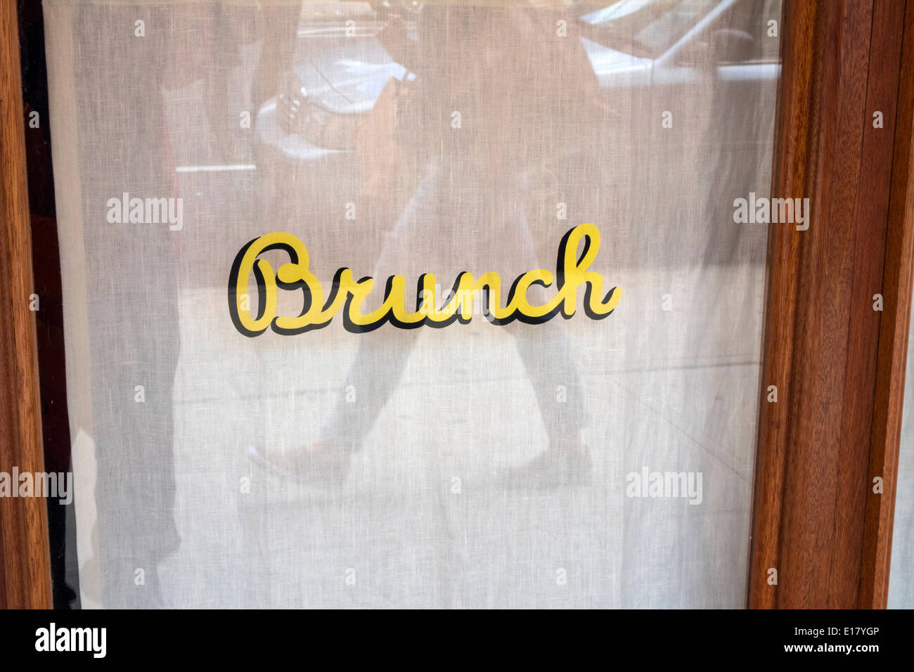 Brunch sign in the window of a New York City restaurant Stock Photo - Alamy