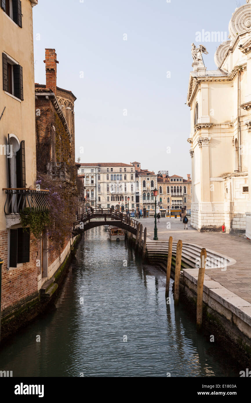 Canals of venice italy hi-res stock photography and images - Alamy