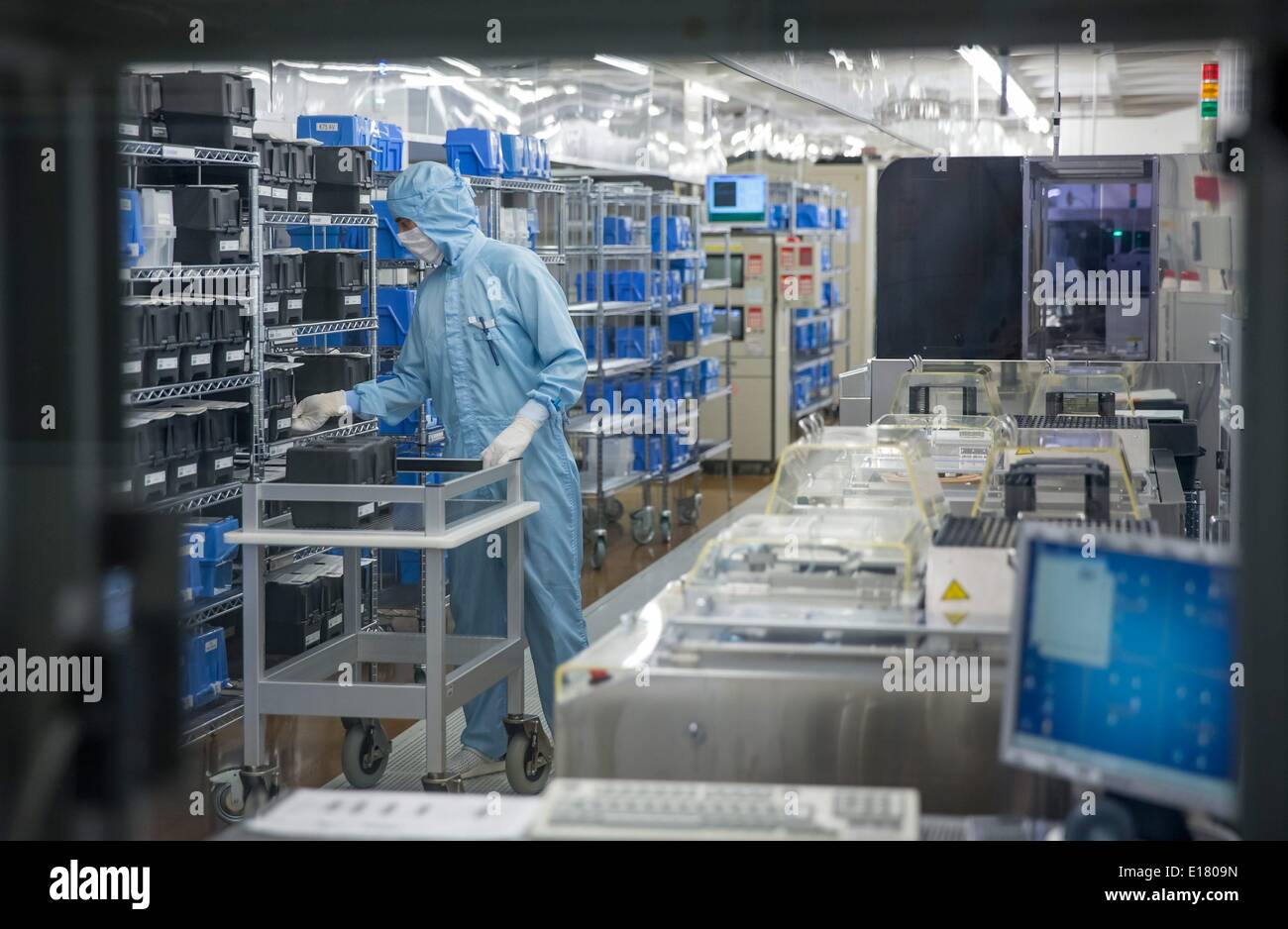 Compley hi-res stock photography and images - Alamy