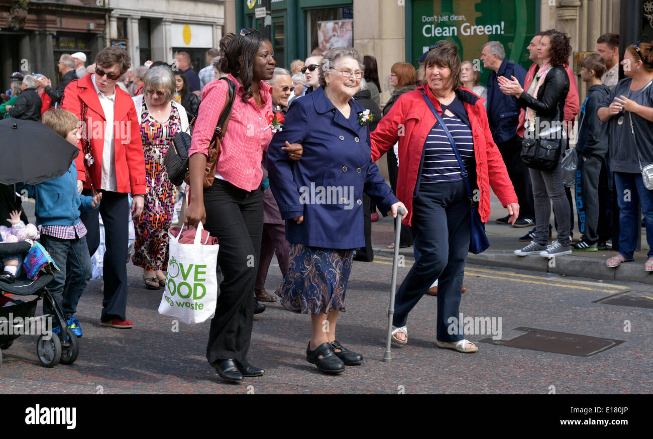 Manchester whit walks hi-res stock photography and images - Alamy