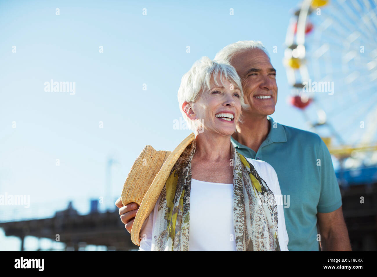 Happy retired couple hi-res stock photography and images - Alamy