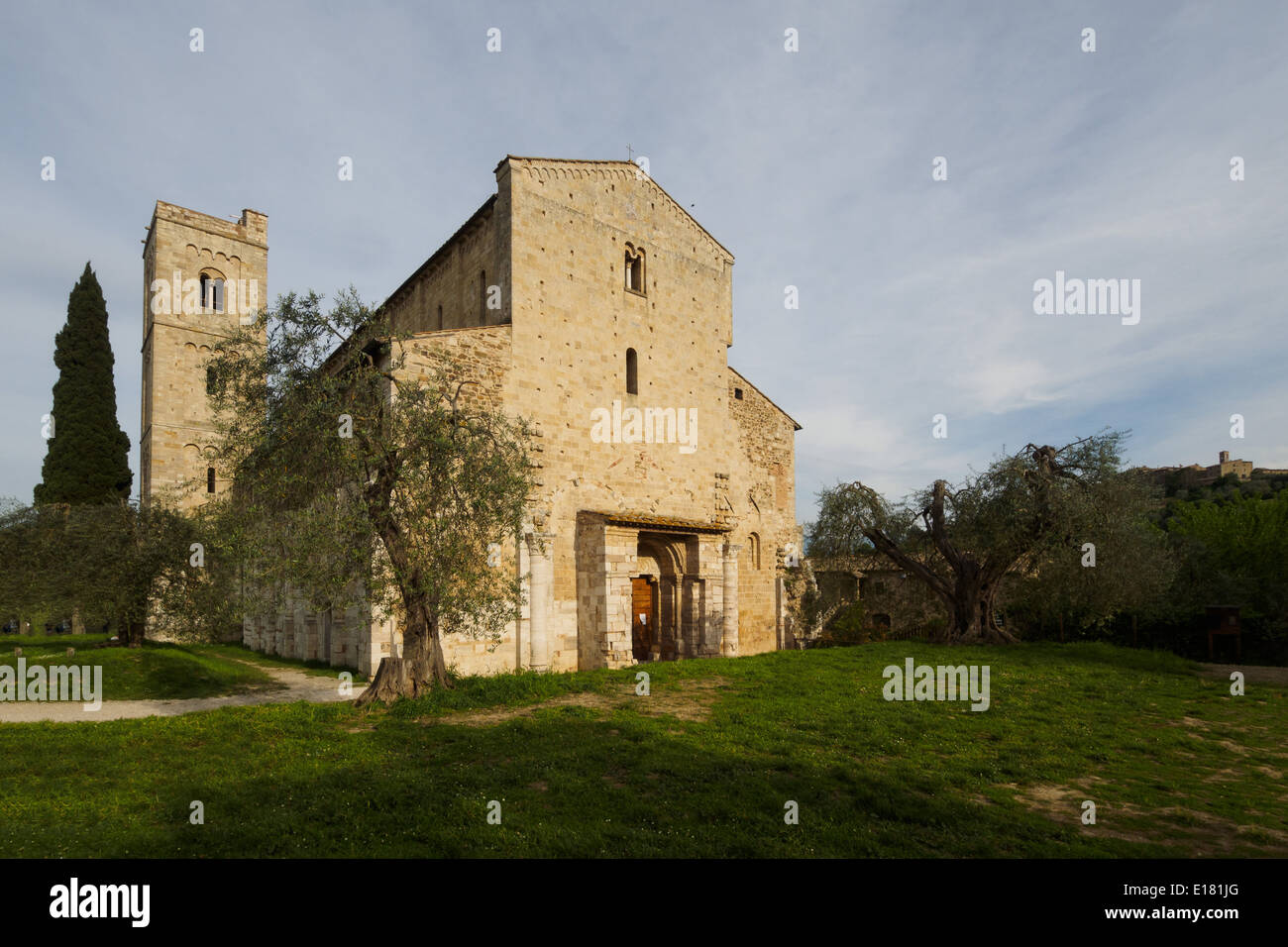 St. Antimo Abbey near Siena, Tuscany, Italy Stock Photo - Alamy