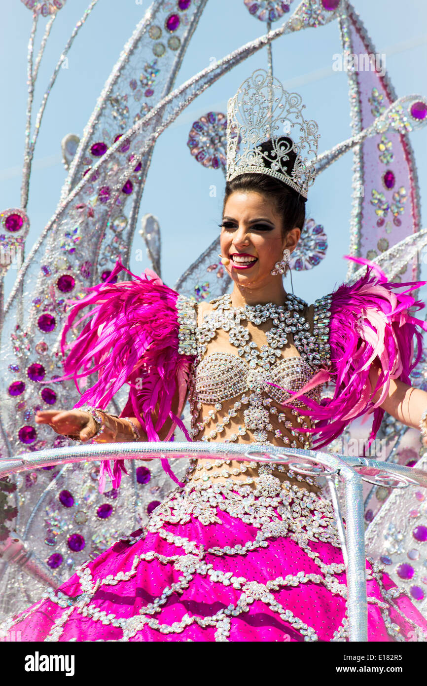 Maria margarita hi-res stock photography and images - Alamy