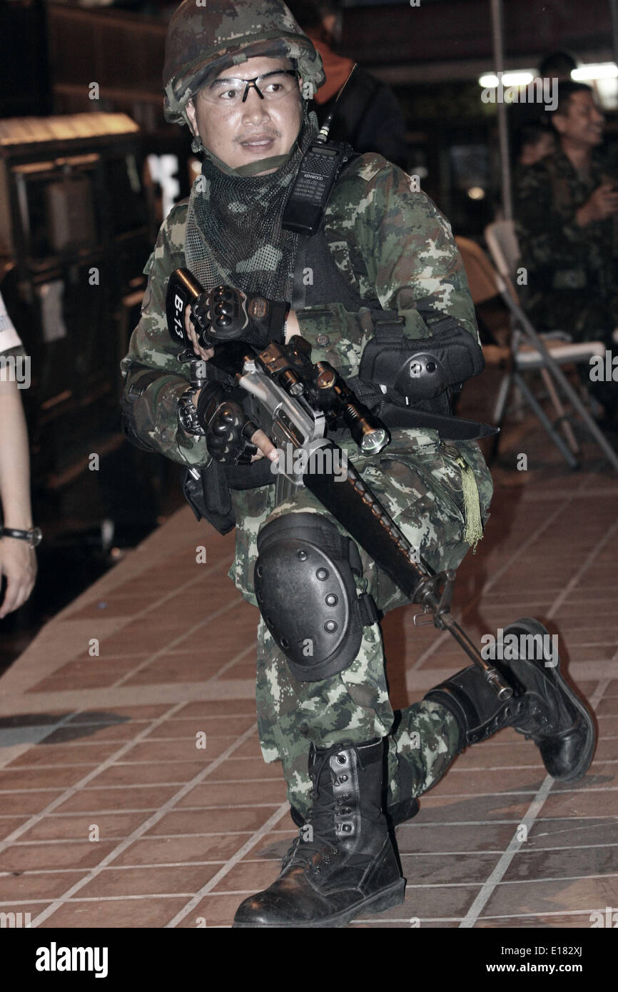 Chiang Mai, Thailand. 26th May, 2014. A Thai commando from the special ...
