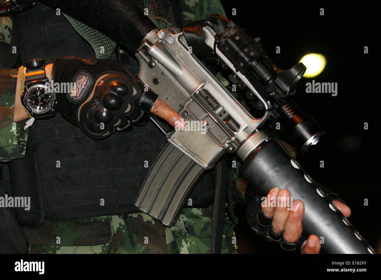 Chiang Mai, Thailand. 26th May, 2014. A Thai commando from the special ...