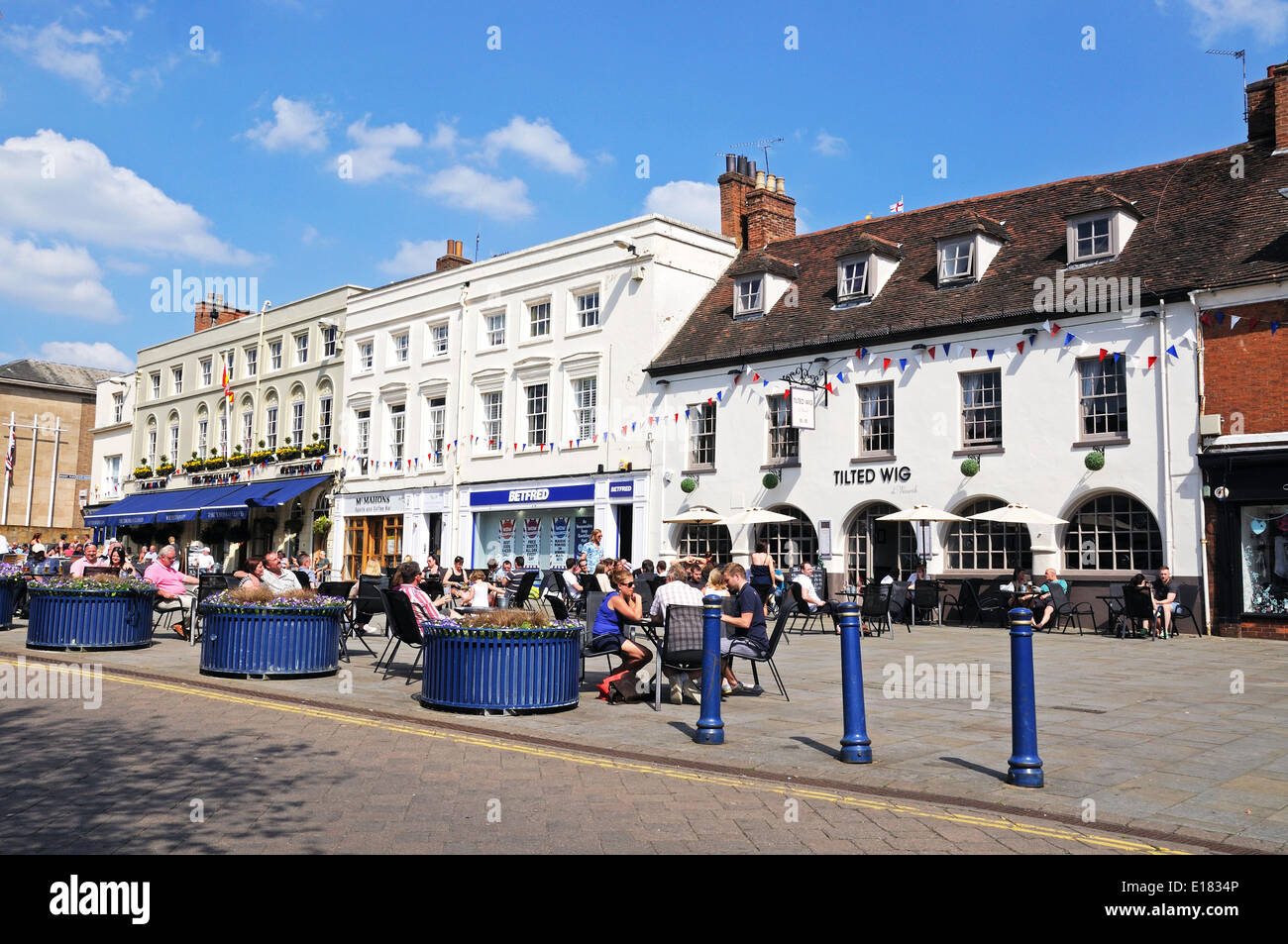Warwick town centre hi-res stock photography and images - Alamy