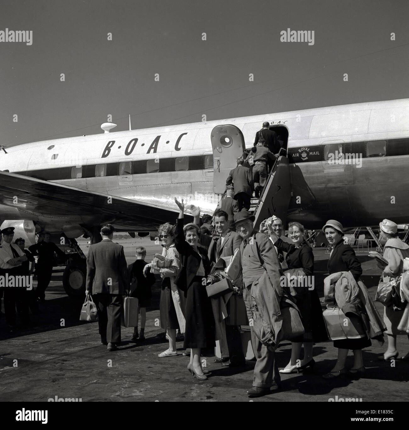 Passengers plane 1960s hi-res stock photography and images - Alamy