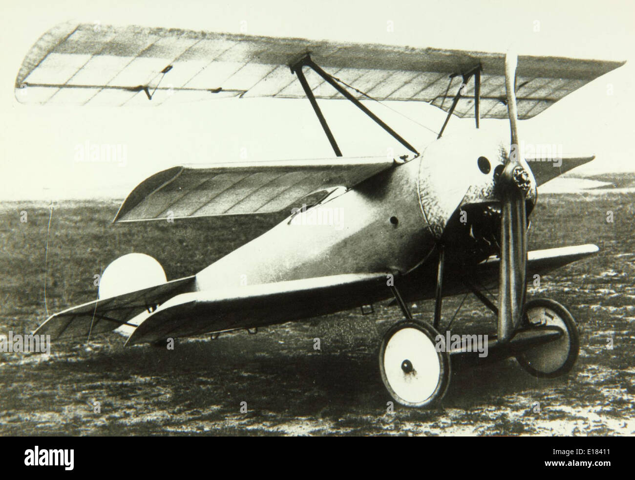 V 4 hi-res stock photography and images - Alamy