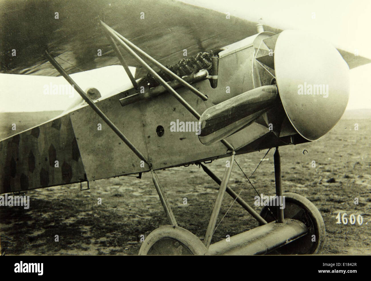 V37 hi-res stock photography and images - Alamy