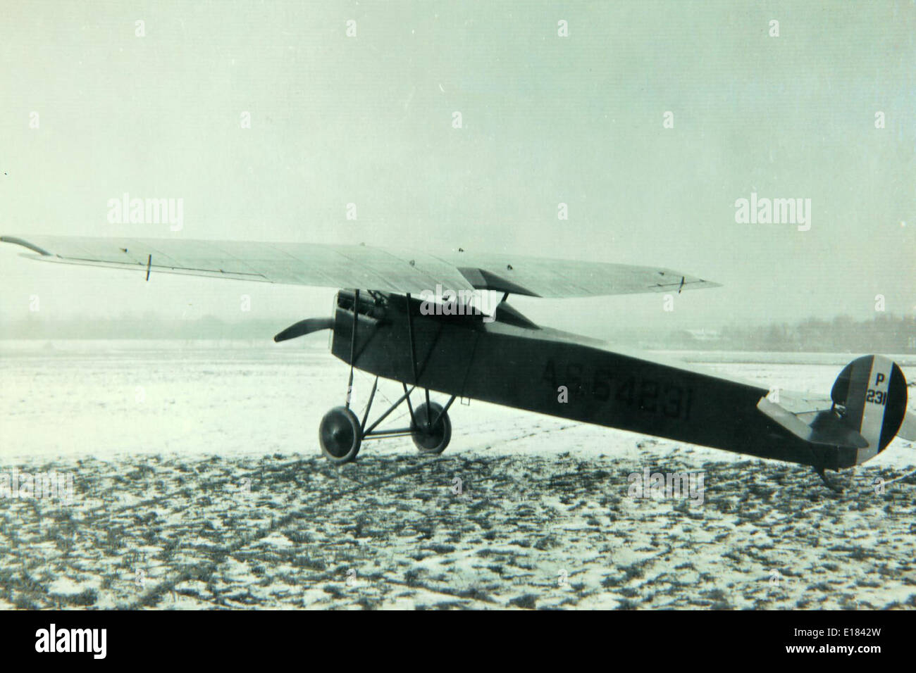 V 40 hi-res stock photography and images - Alamy