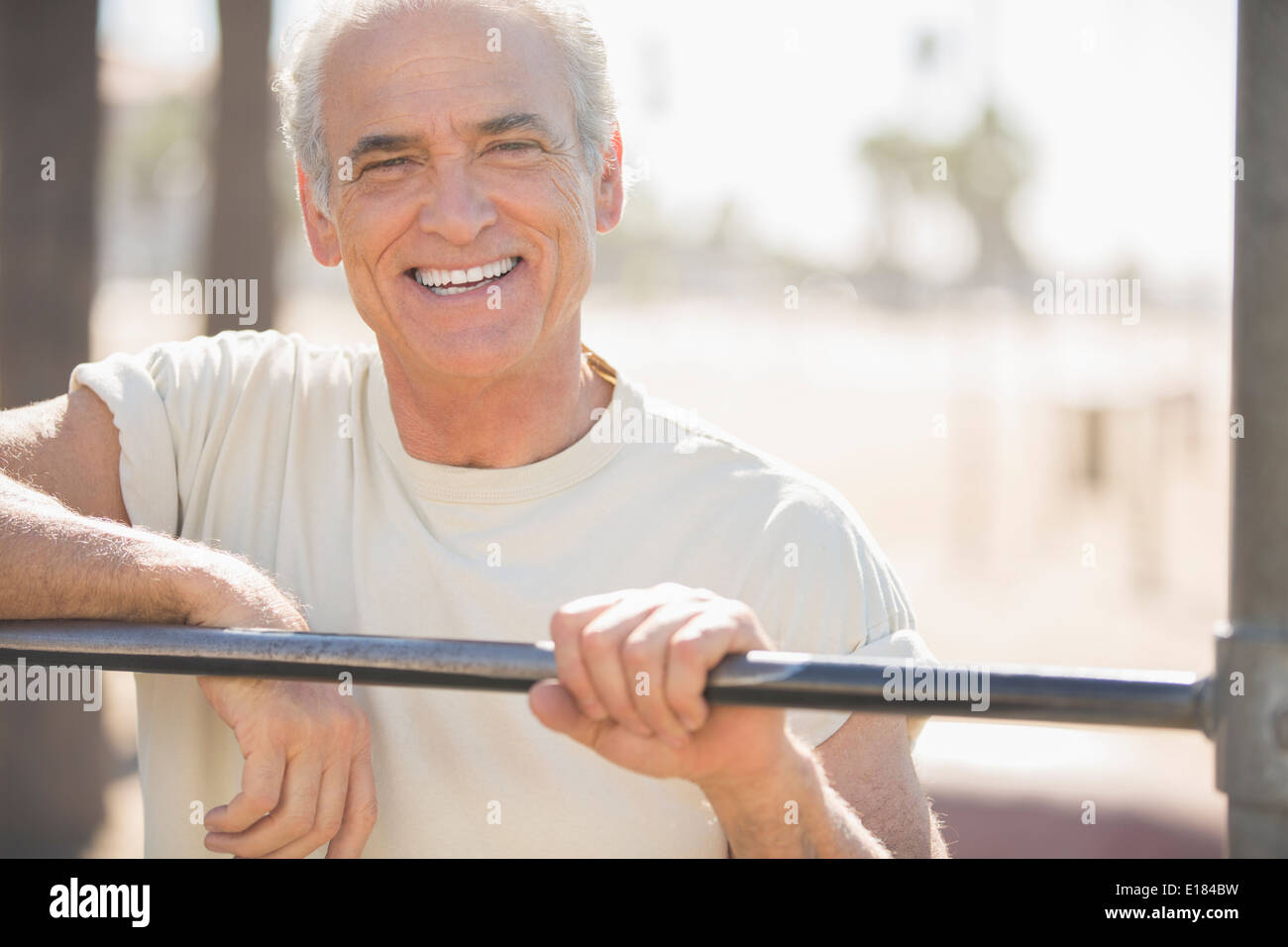 Self portrait old man hi-res stock photography and images - Alamy