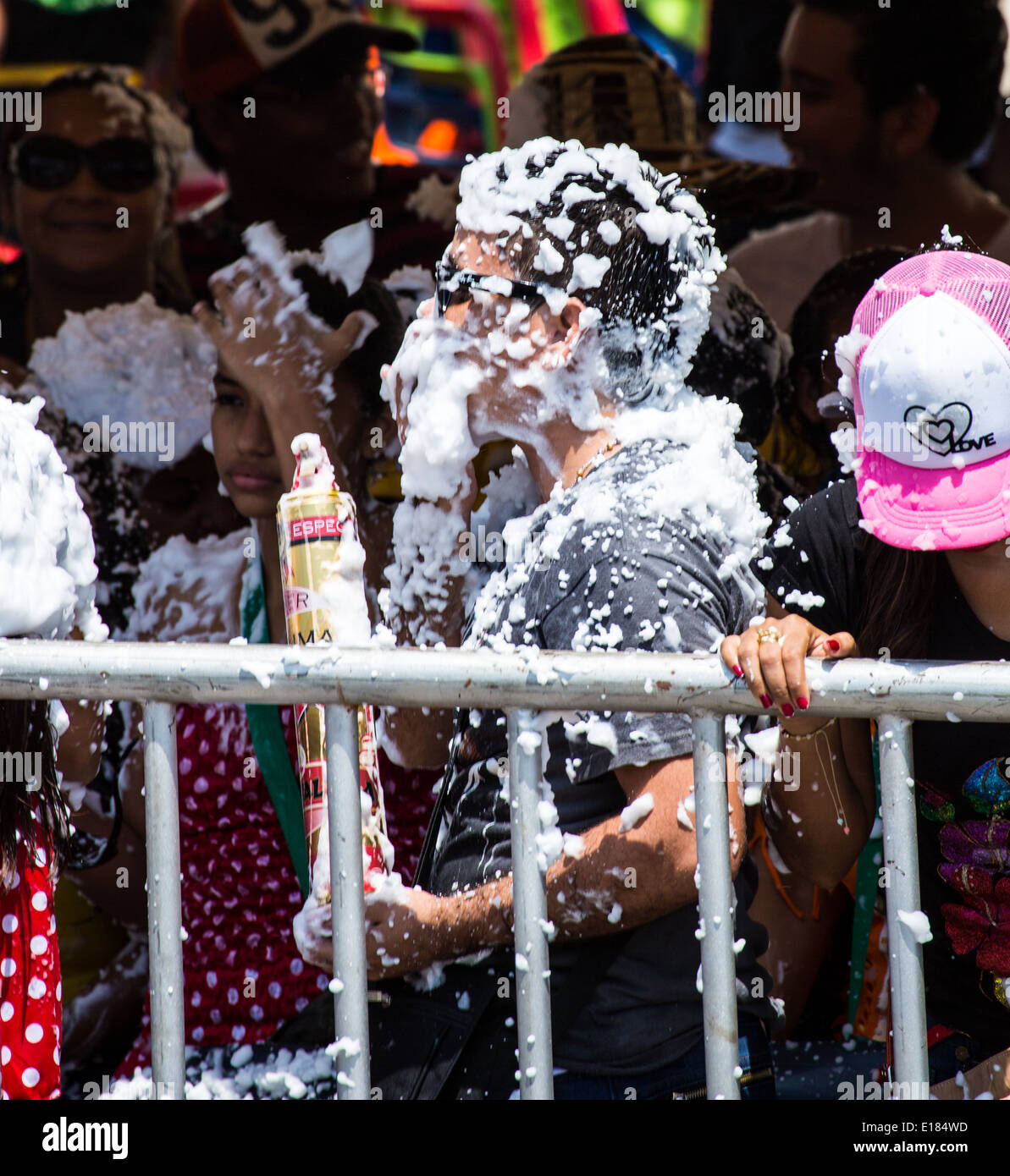 Carnival foam colombia hi-res stock photography and images - Alamy