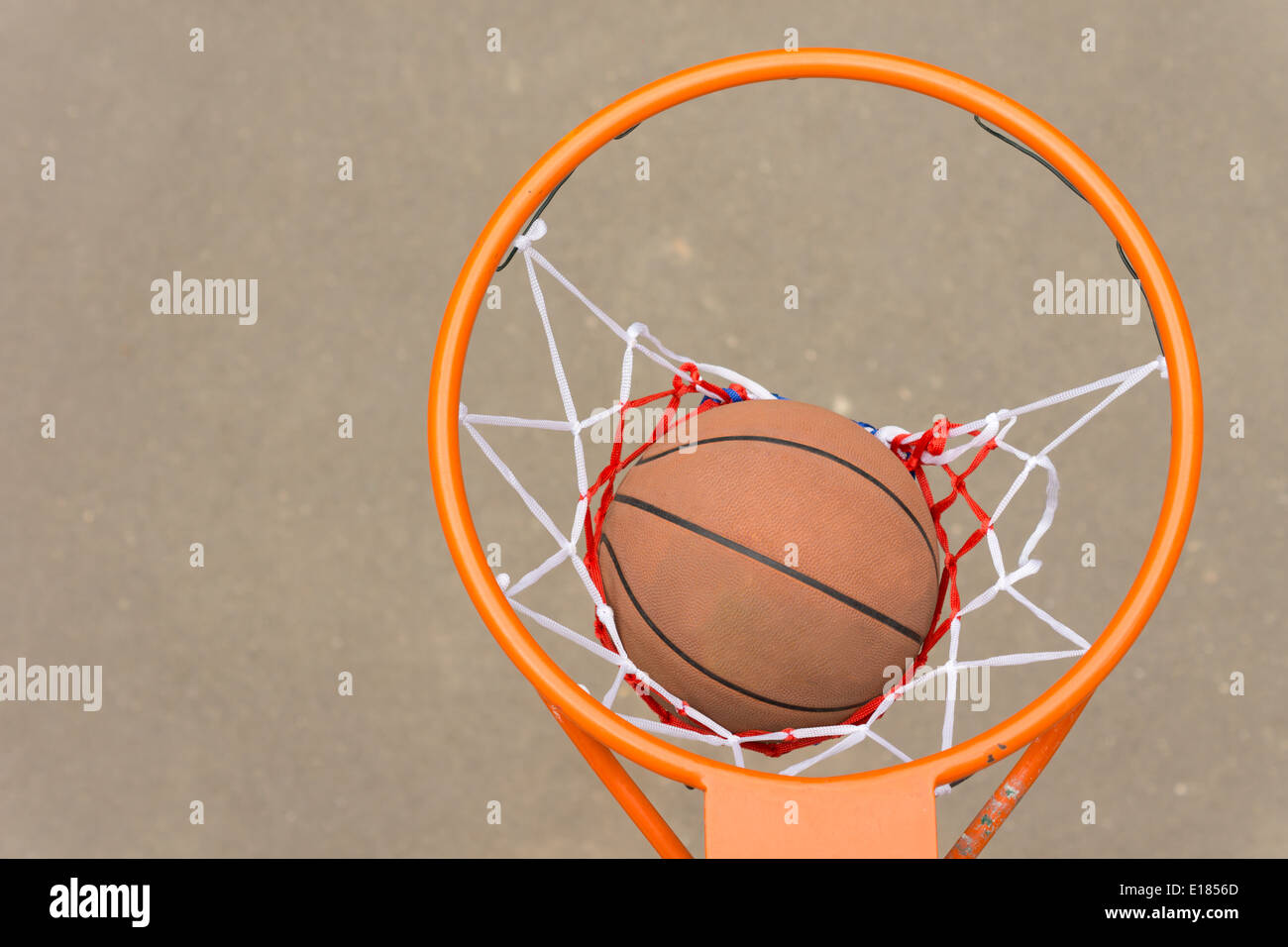 Basketball hoop above view hi-res stock photography and images - Alamy