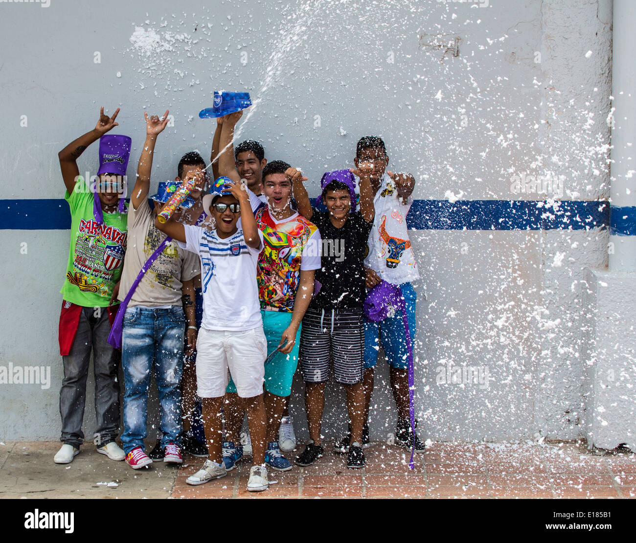 Carnival foam colombia hi-res stock photography and images - Alamy