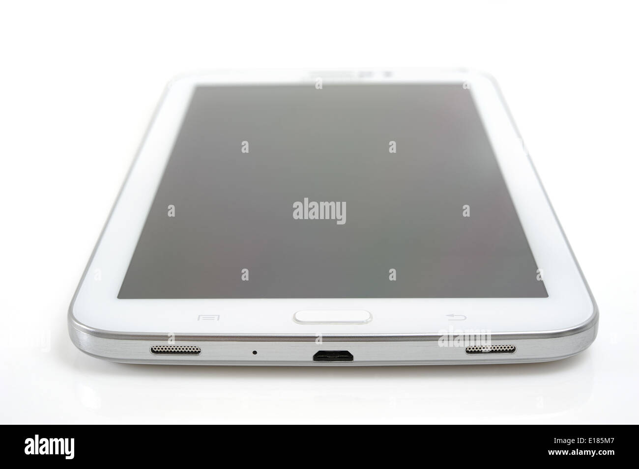 Tablet and mobile phone hi-res stock photography and images - Alamy