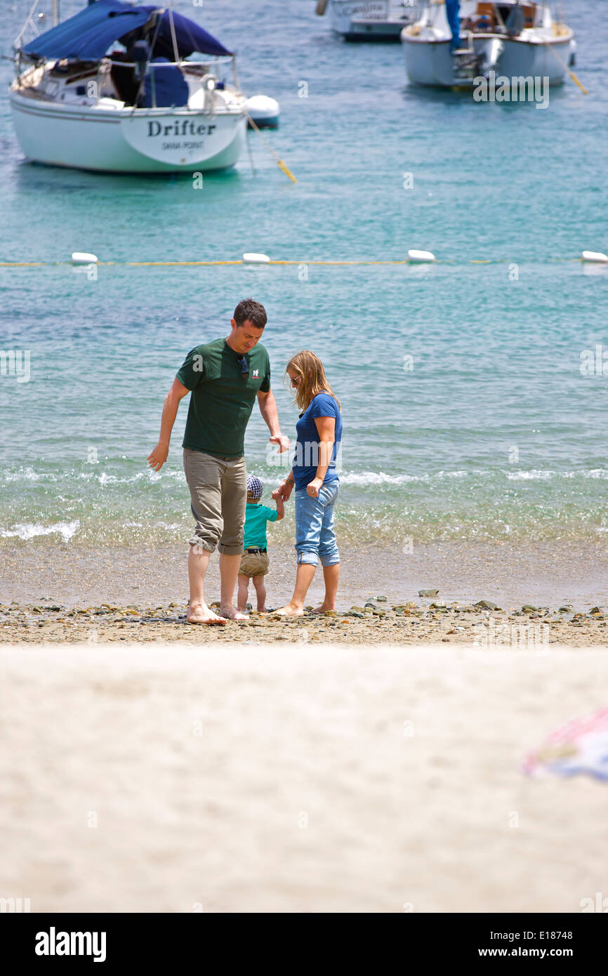 Children paddle in sea fun hi-res stock photography and images - Alamy