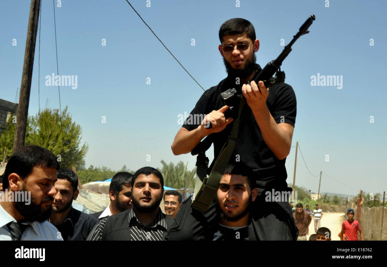 Gaza, Palestinian Territories. 26th May, 2014. Freed Palestinian ...