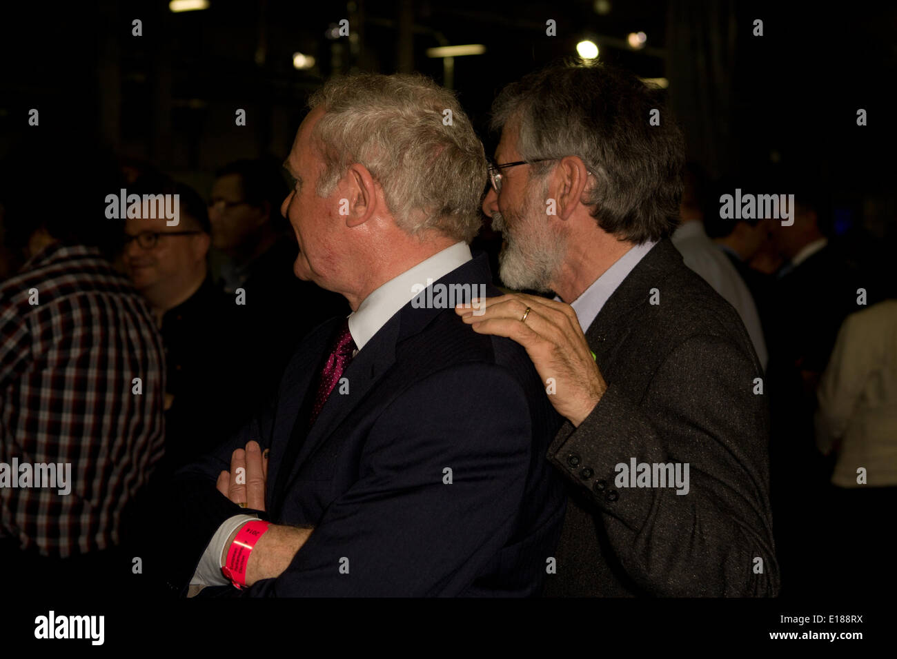 The hand gerry adams hi-res stock photography and images - Alamy