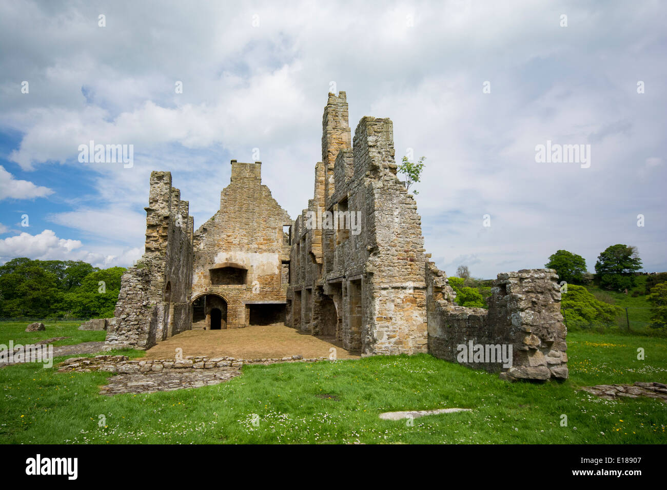 Egglestone abbey hi-res stock photography and images - Alamy