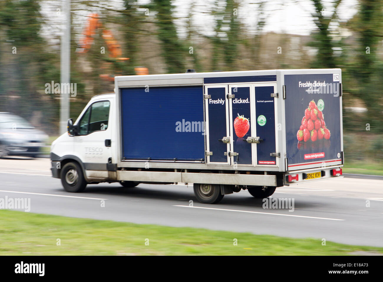 Tesco Delivery Truck Stock Photos & Tesco Delivery Truck Stock Images ...