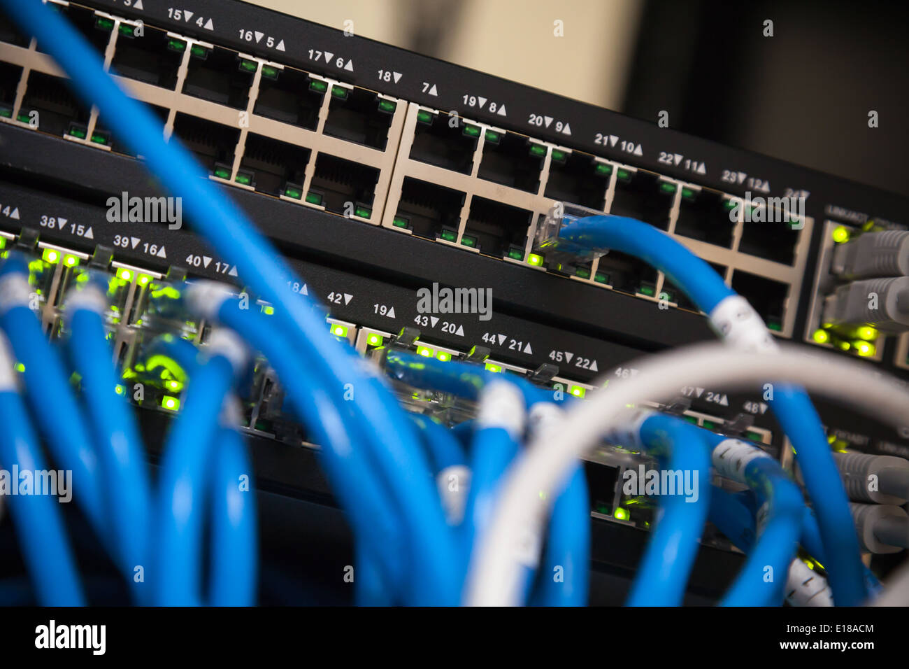 Communication network cables hi-res stock photography and images - Alamy