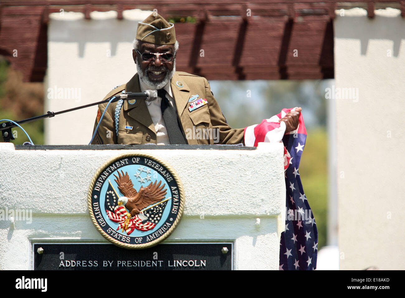 James mceachin hi-res stock photography and images - Alamy