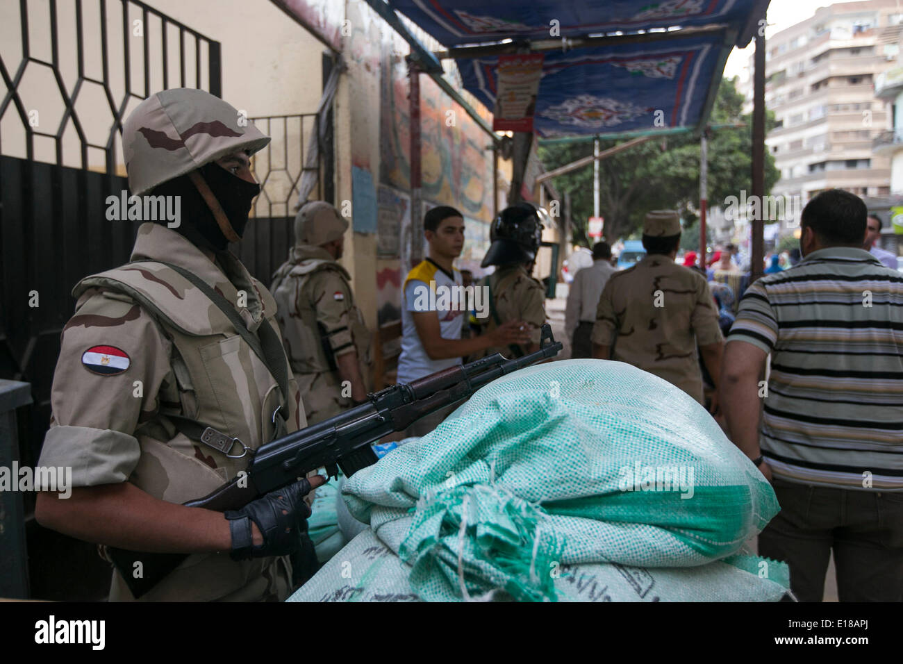Cario station hi-res stock photography and images - Alamy