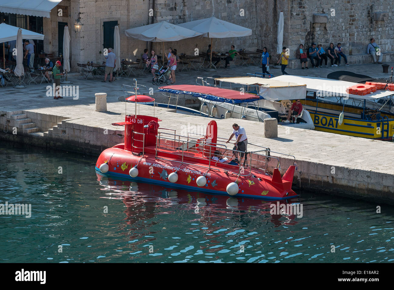 Red Submarine High Resolution Stock Photography and Images - Alamy