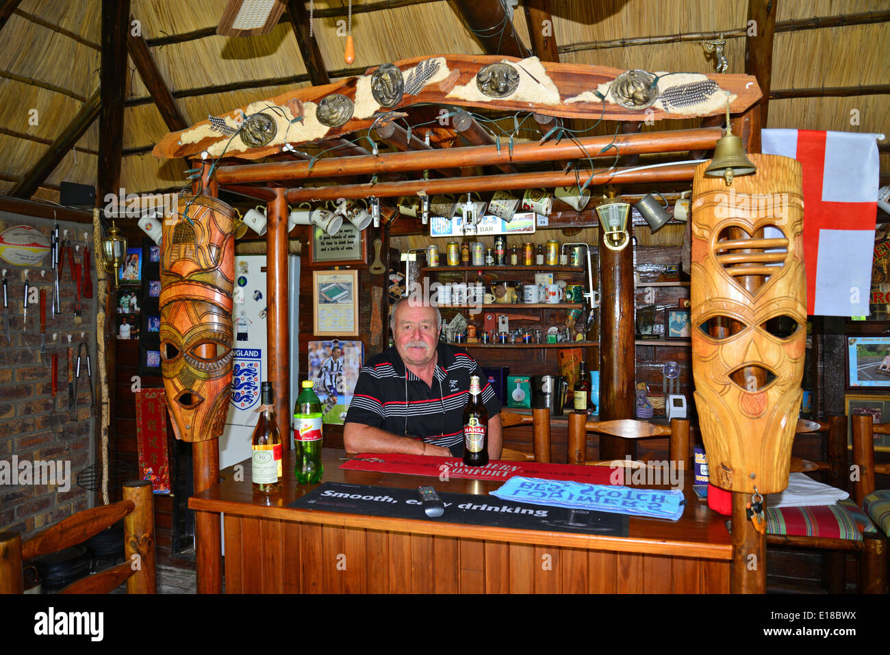 Bar in thatched lapa in garden of suburban house, Selcourt, Springs ...