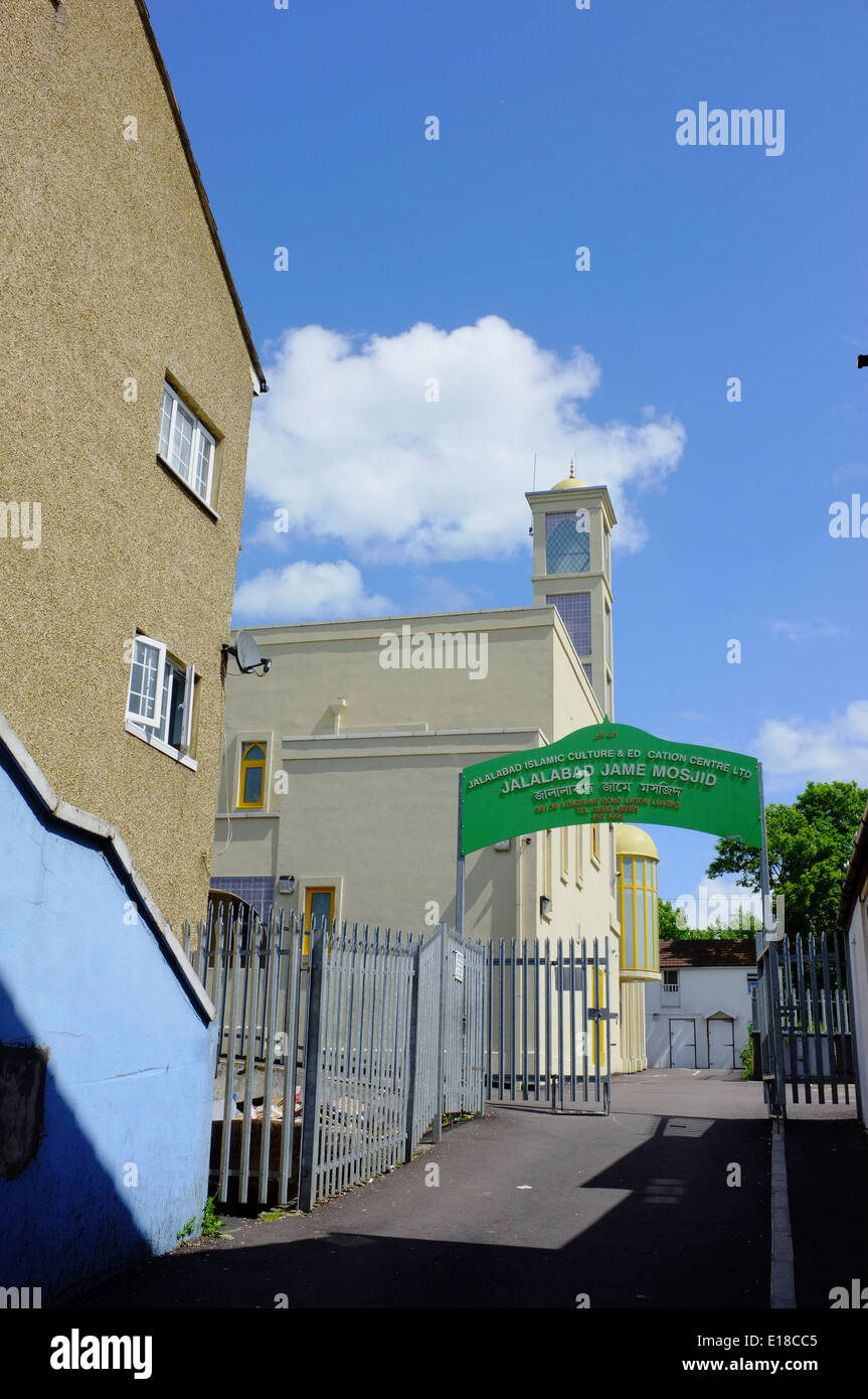 Luton Mosque High Resolution Stock Photography and Images - Alamy