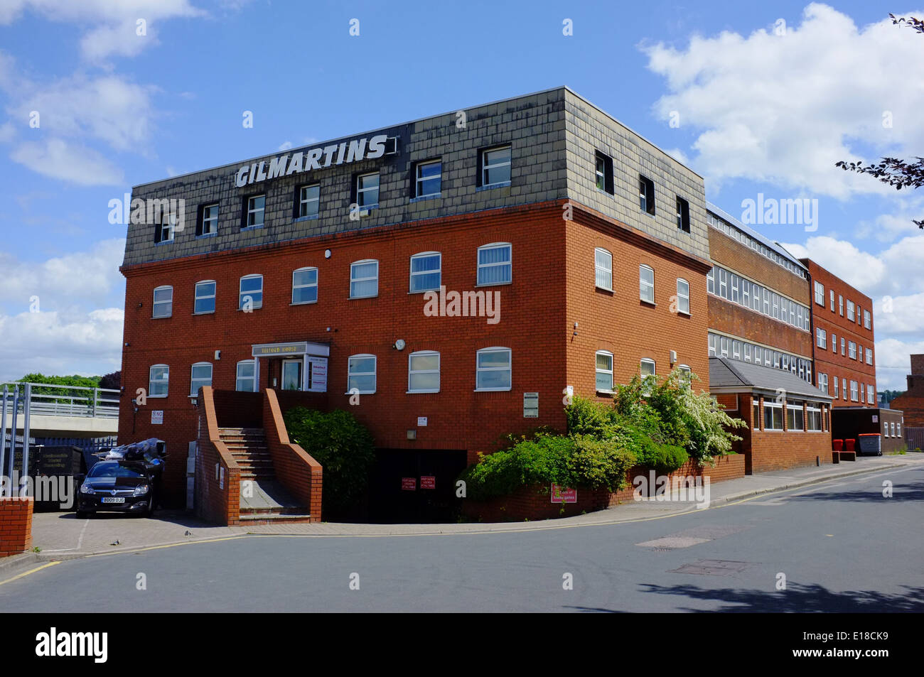 Luton building hi-res stock photography and images - Alamy